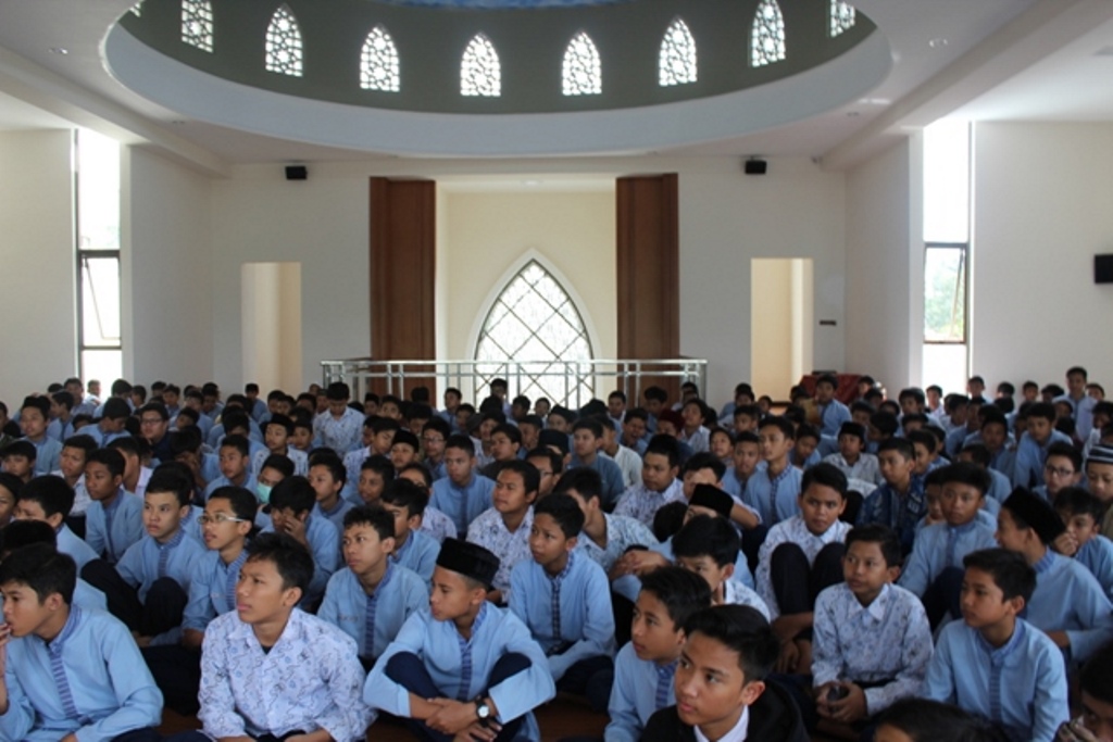 SMP PGII 1 BANDUNG — Visi dan Misi - SMP PGII 1 BANDUNG